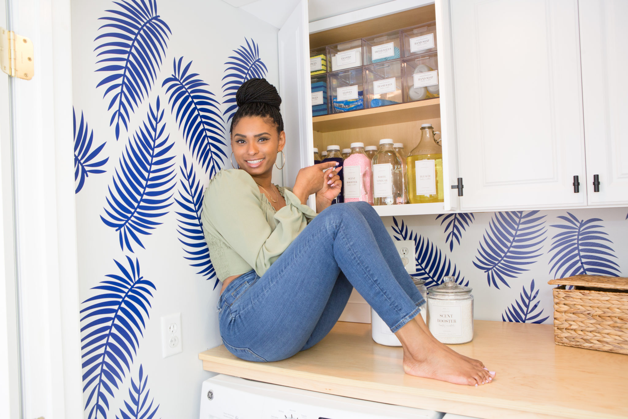 Free Printable Laundry Room Labels - diybynikyfoster.com Free Printable Laundry Room Labels - diybynikyfoster.com