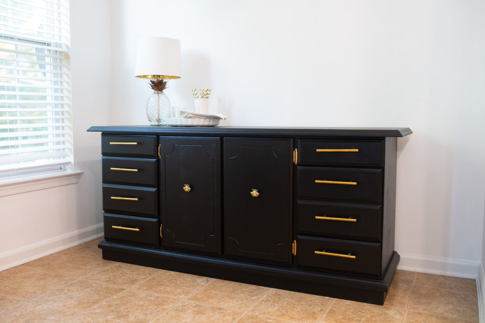 Dining Room Re-Makeover - diybynikyfoster.com